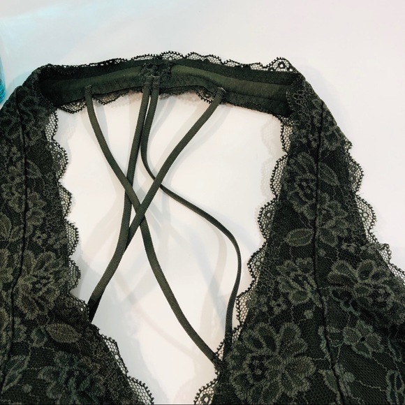 Gilly Hicks | Intimates & Sleepwear | Gilly Hicks Forest Green Bralette ...